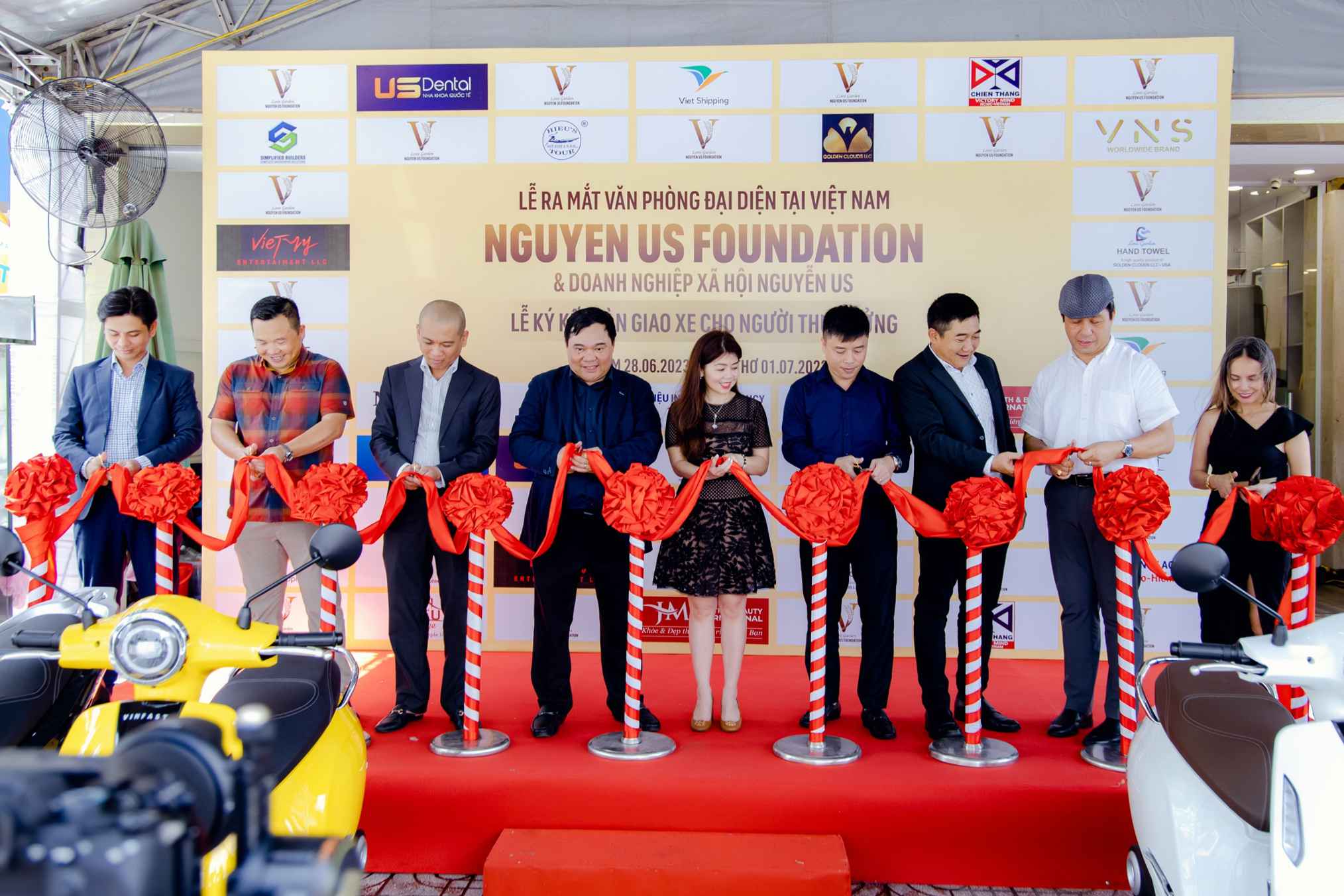 QUỸ THIỆN NGUYỆN NGUYEN US FOUNDATION CHÍNH THỨC RA MẮT TẠI VIỆT NAM ...